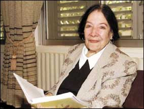 World Literature in English: Fadwa Toukan ( 1917- 2003)