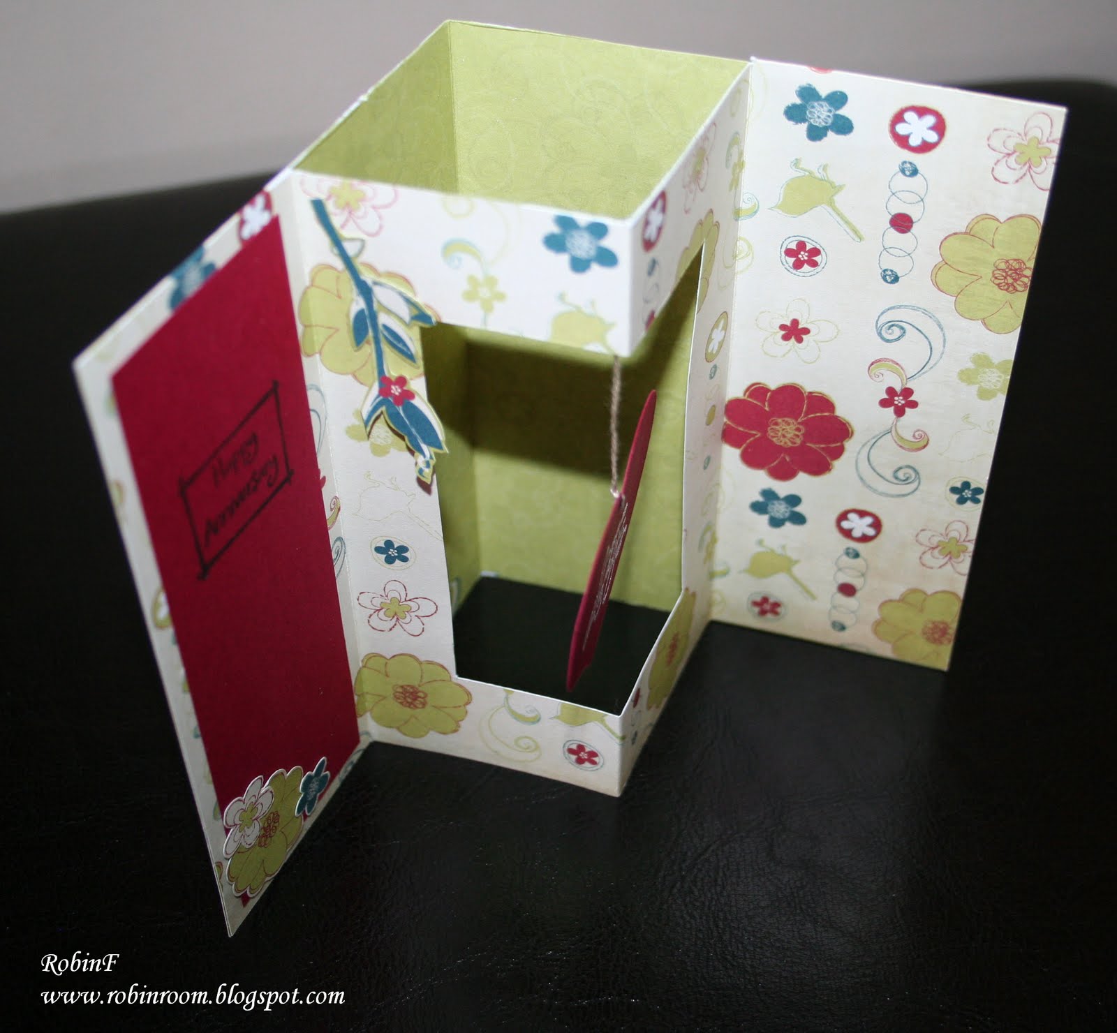Robin's Room: SPP Pop-Out Card Challenge
