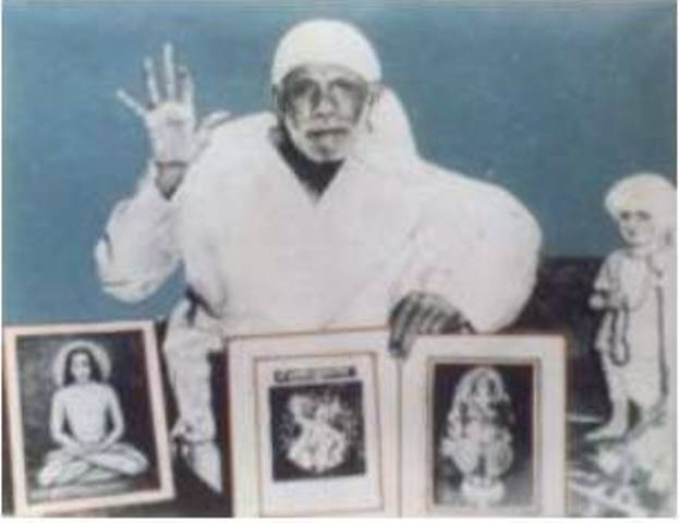 wallpaper: Exclusive Shirdi Sai Baba Real Life Unseen Picture