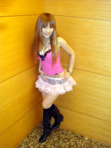 早餐妹 小關 陳怡臻