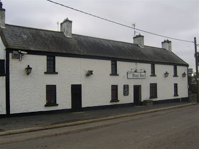 Irish Handball Alley: The Boot Inn, Ballymun, Dublin