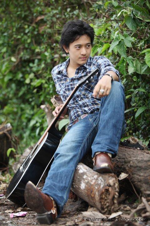 M y a n m a r H u n k s: Moe Aung Yin