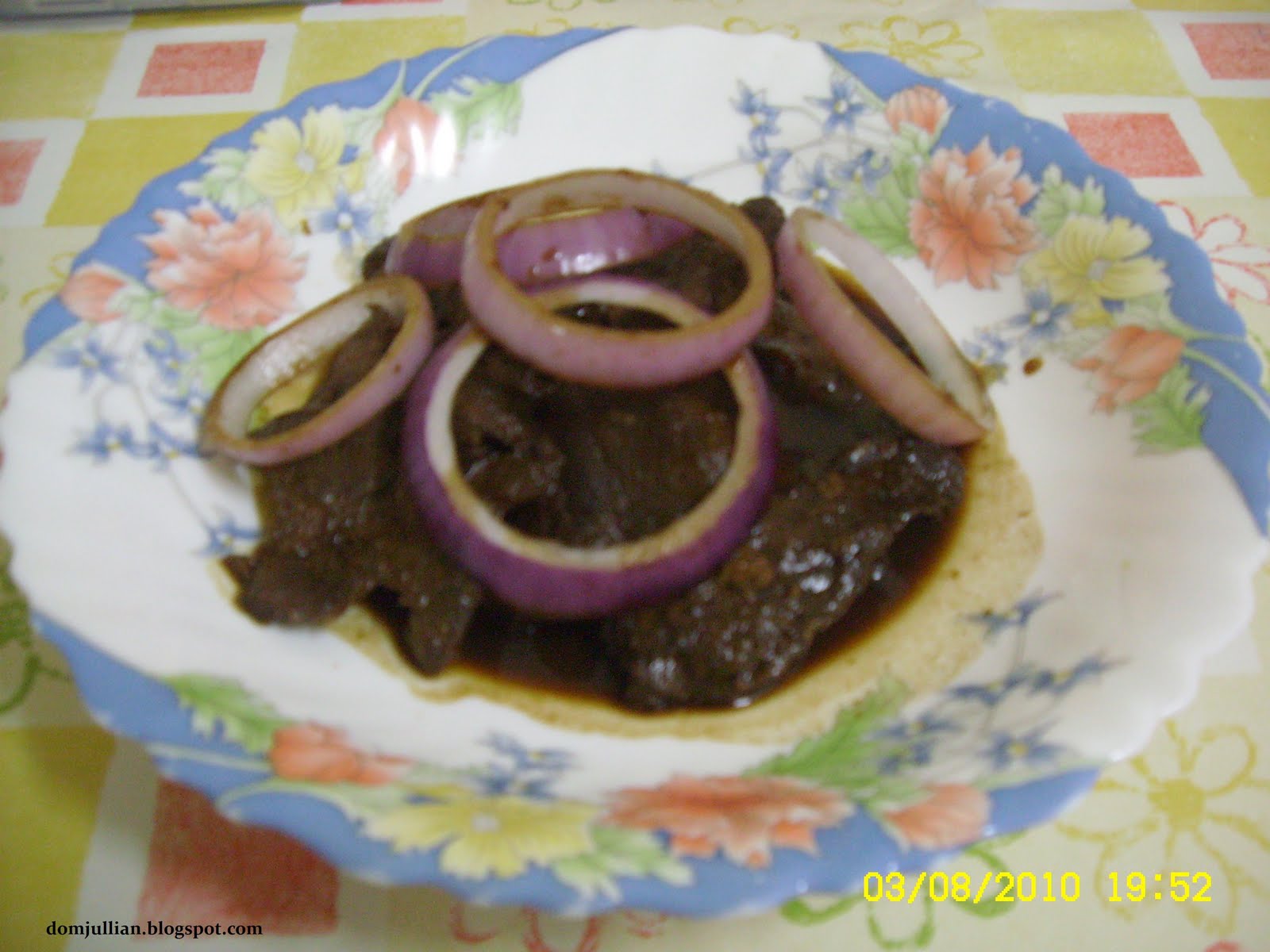Sentimiyento de Patatas: Recipe: Domjullian's Beef Steak Tagalog