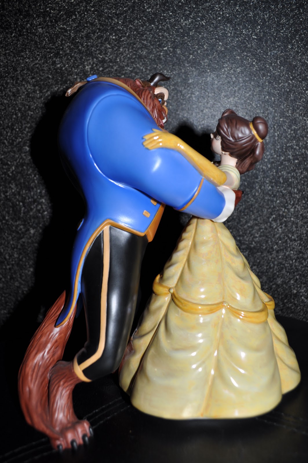 Disney Pixar Fanatics: WDCC Beauty and the Beast "Tale as Old as Time"