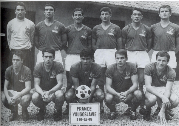 FOOTBALL RETRO: 1965 Equipe de France France - Yougoslavie 1-0