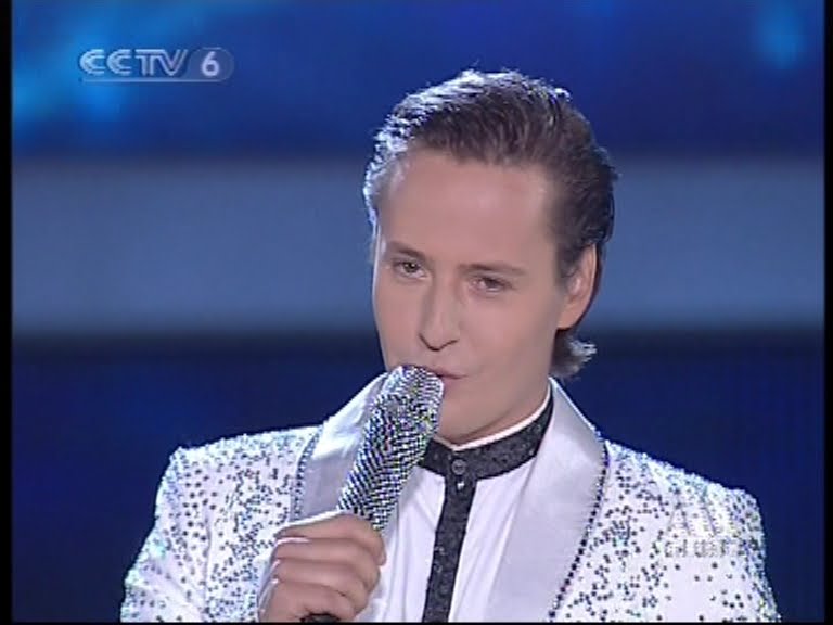 Vitas Brasil: Nova música de Vitas (antecipado neste fã-blog!)