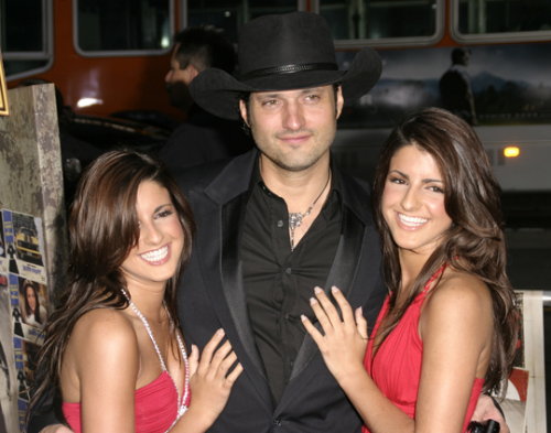 Robert Rodriguez Confirms He's Been Offered 'Deadpool,' But Unsure If ...