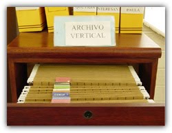 TECNICA Y PRACTICA SECRETARIAL: ARCHIVOS Y SUS ELEMENTOS