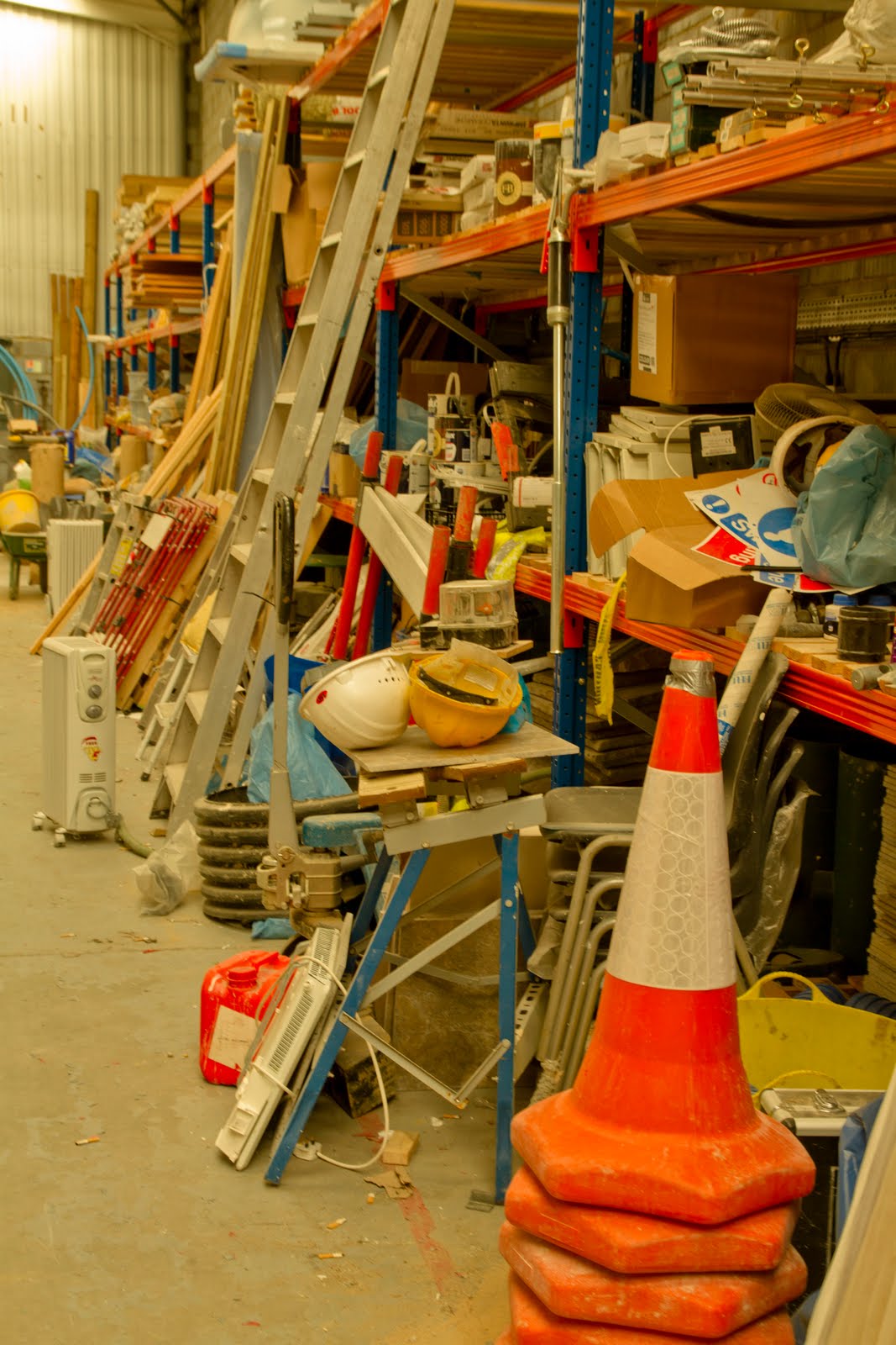 Mel Fordham Photography: Cataloge of clutter