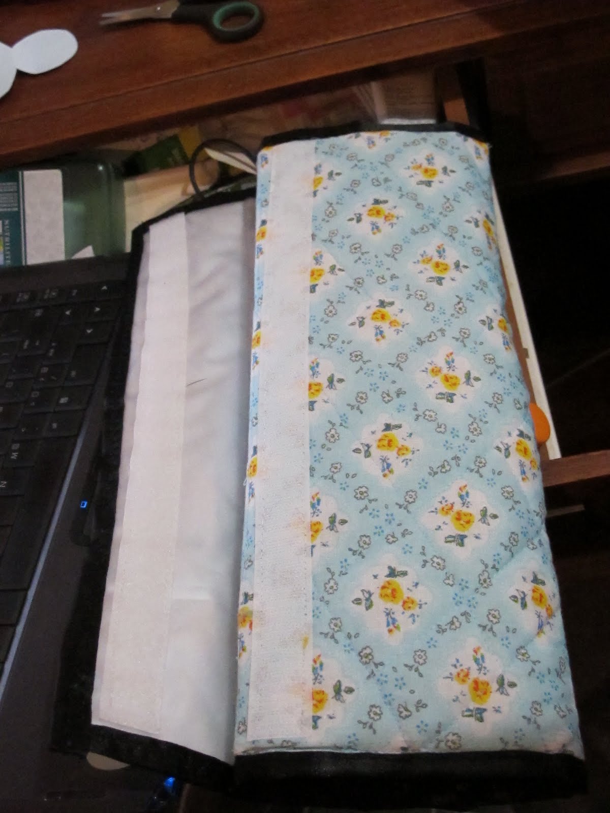 Rabbit The Penguin: DIY Simple Changing Mat Tutorial