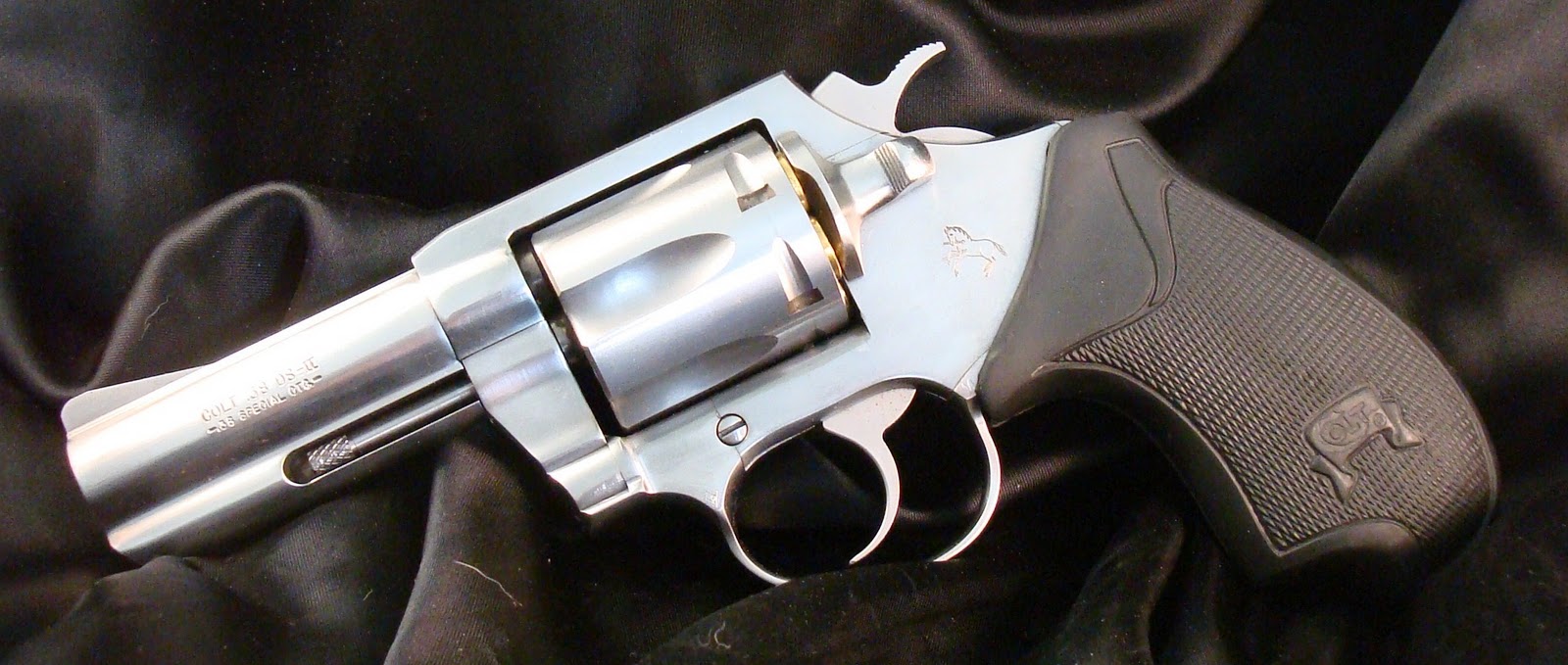 Average Joe's Handgun Reviews: Colt DSII .38 Special with 3 Inch Barrel