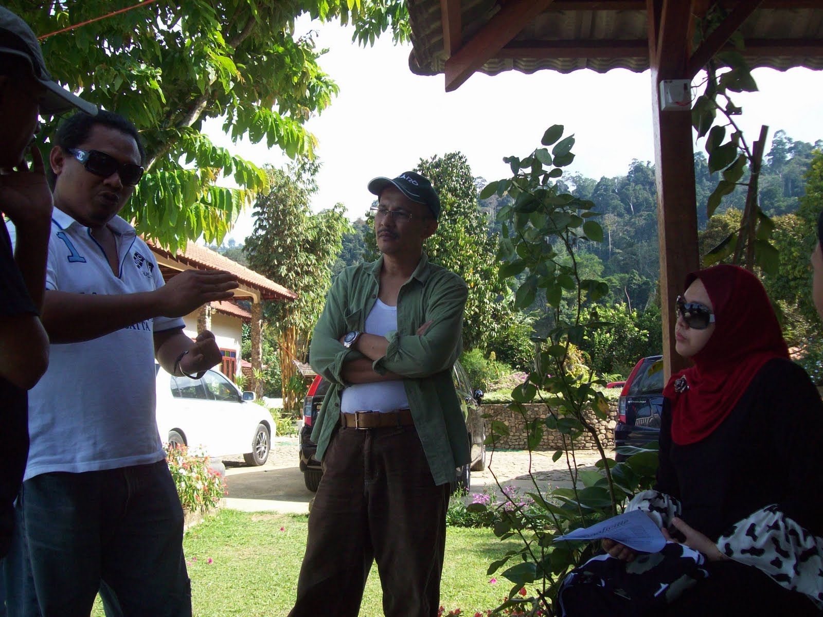 MOMOK..A Malaysian Ghost Folk' Stories: Permaisuri Siti Aishah Yang ...