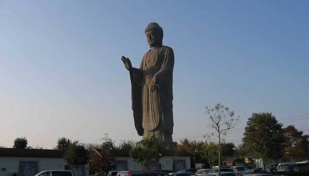 AJORBAHMAN'S COLLECTION: THE BIGGEST STATUES OF THE WORLD