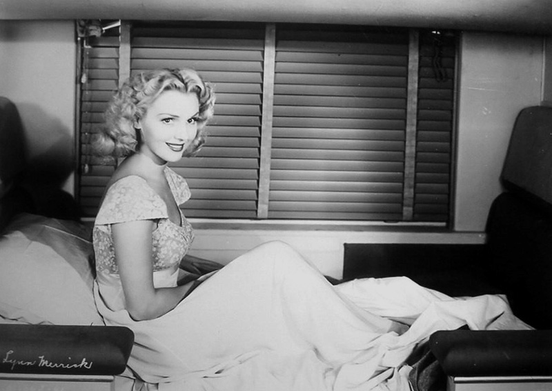 Starlet Showcase: More Jammies