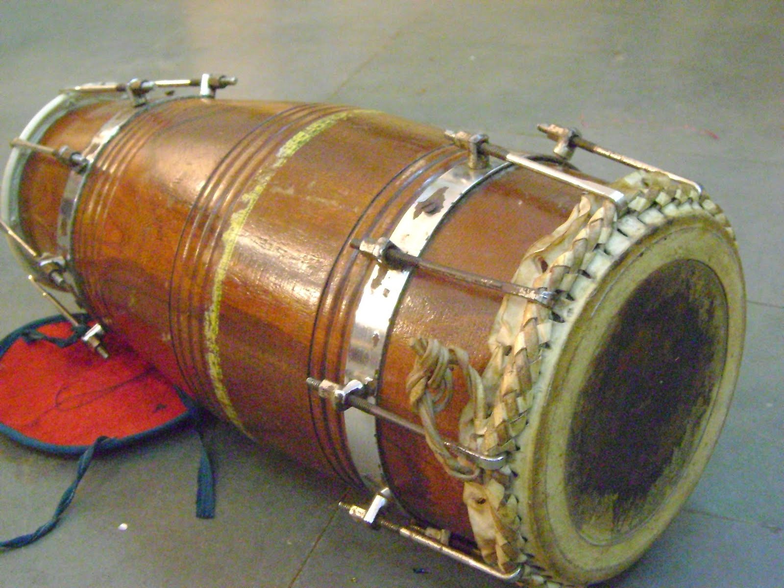 maharashtrafolkdance: August 2010