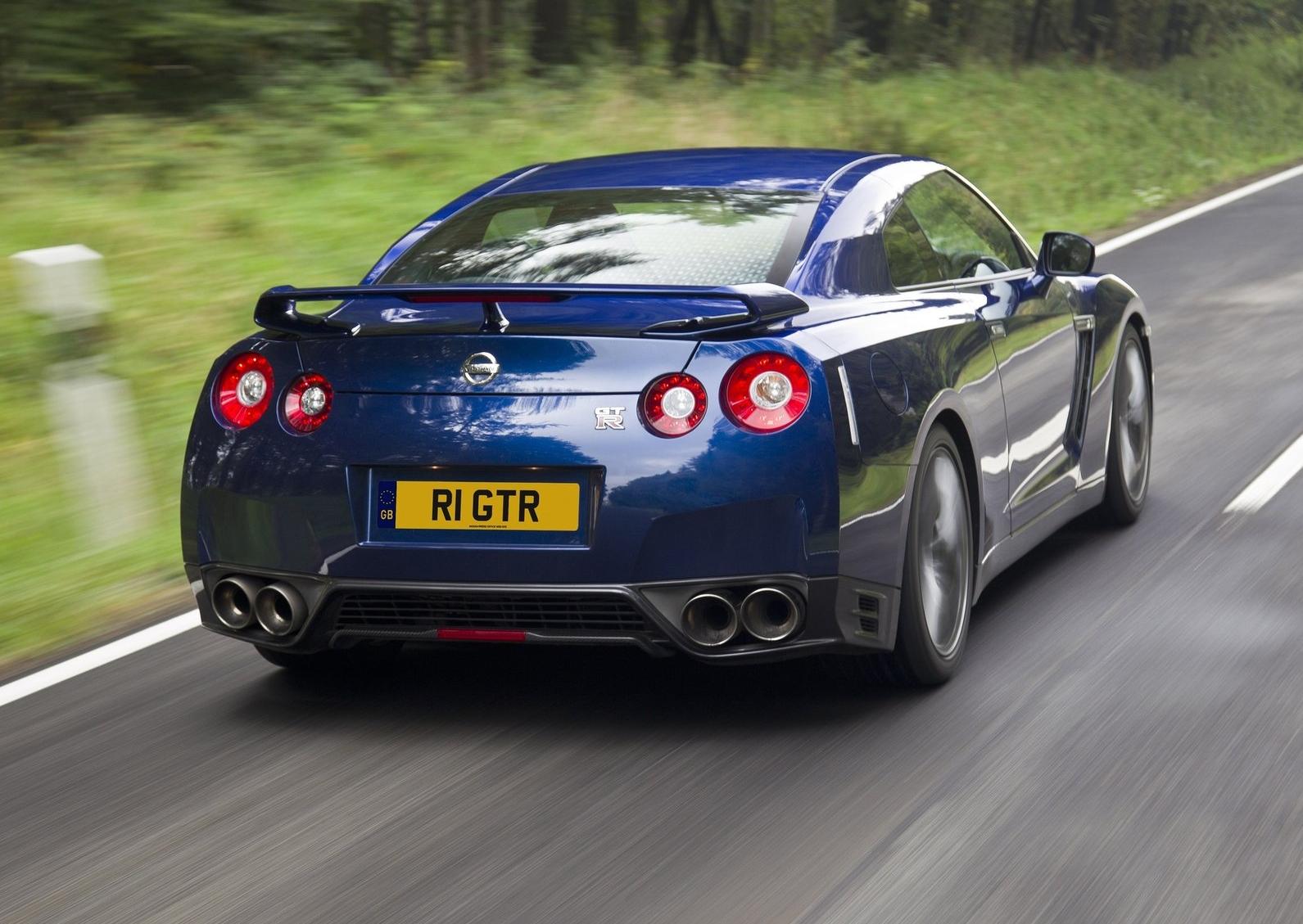 Nissan GT-R exibe oficialmente suas mudanças