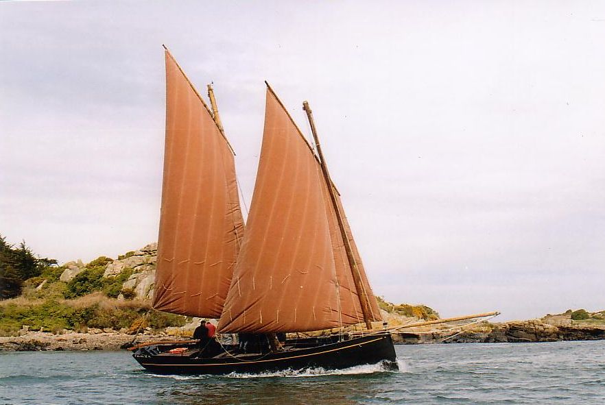 Quinze marins sur le bahut du mort...: Chaloupe sardinière