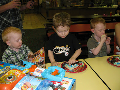 Dupere Family: Porter's Peter Piper Pizza Party