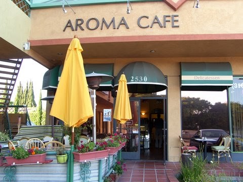 Street Gourmet LA: Aroma Cafe
