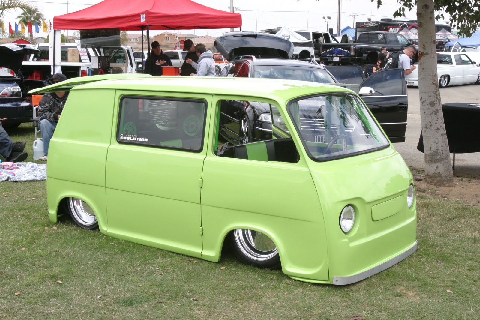 Its The Habit - its our habit: 5 Old School Vans