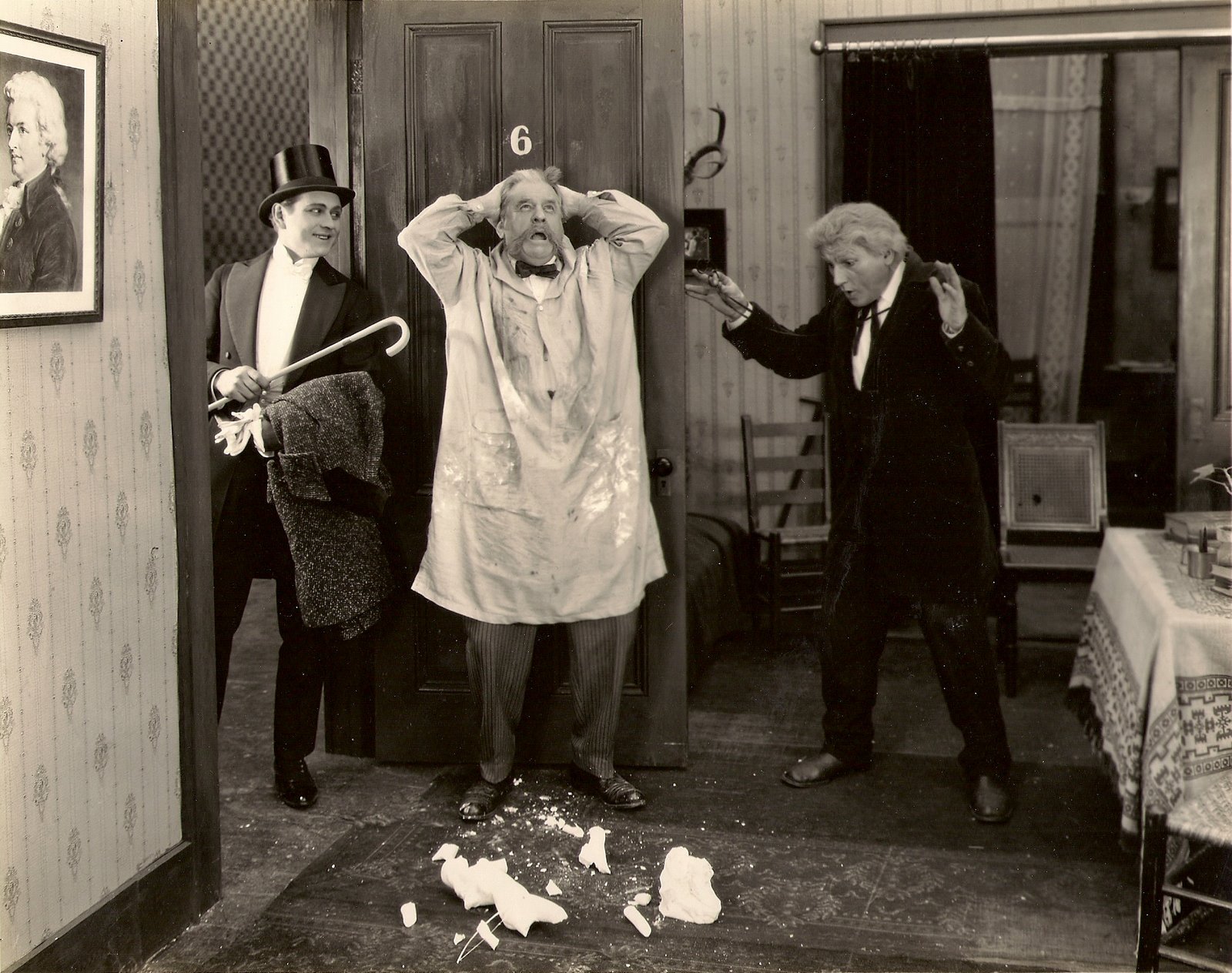 Who Are These Silent Hollywood Stars?: Who are these clumsy actors?