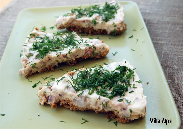 VILLA ALPS: Soused herring cake / Marinuotos silkės tortas