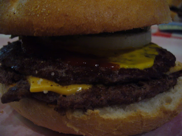 The Tasty Memoir: Cheezborger, Cheezborger, Cheezborger! at Billy Goat ...