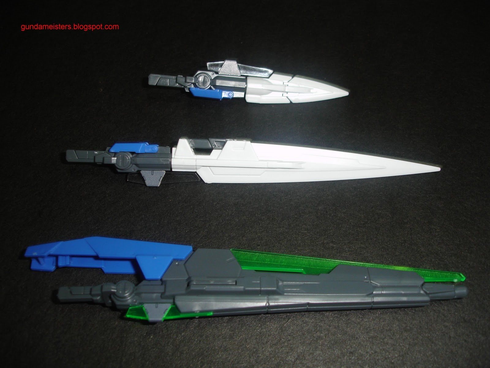 Gundam Meisters: Review: HG 1/144 Gundam 00 Seven Sword G