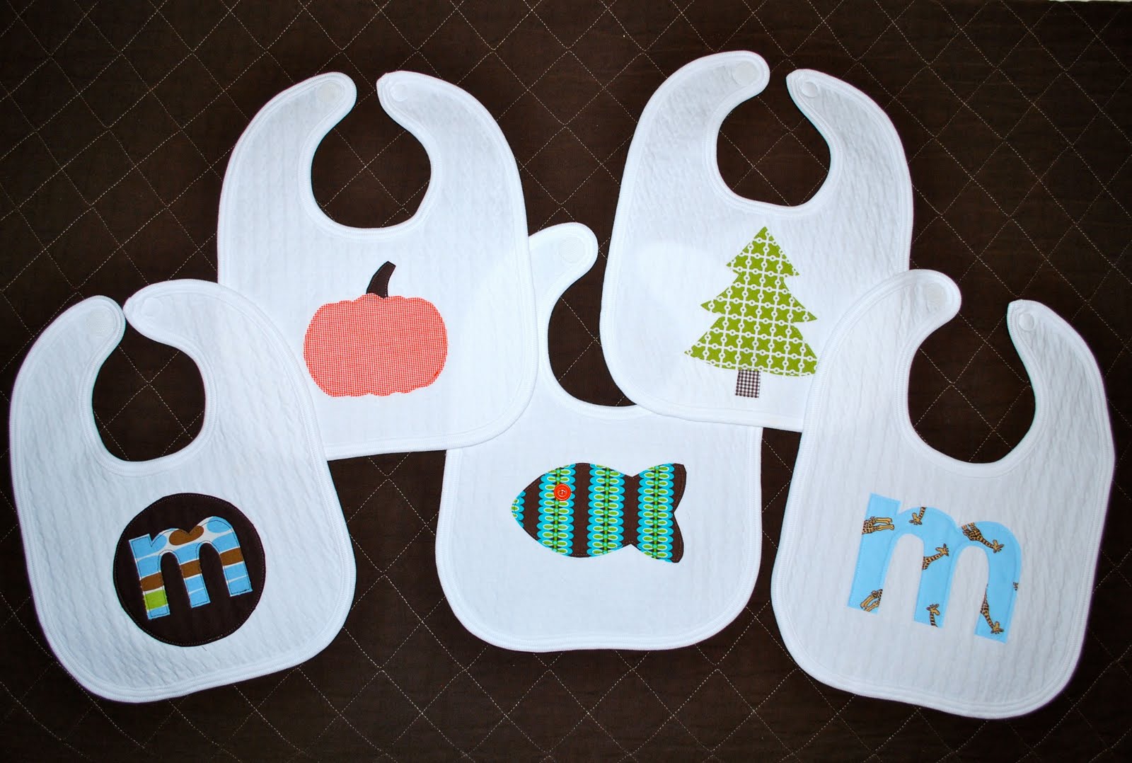 Sew Happy: Applique Bibs