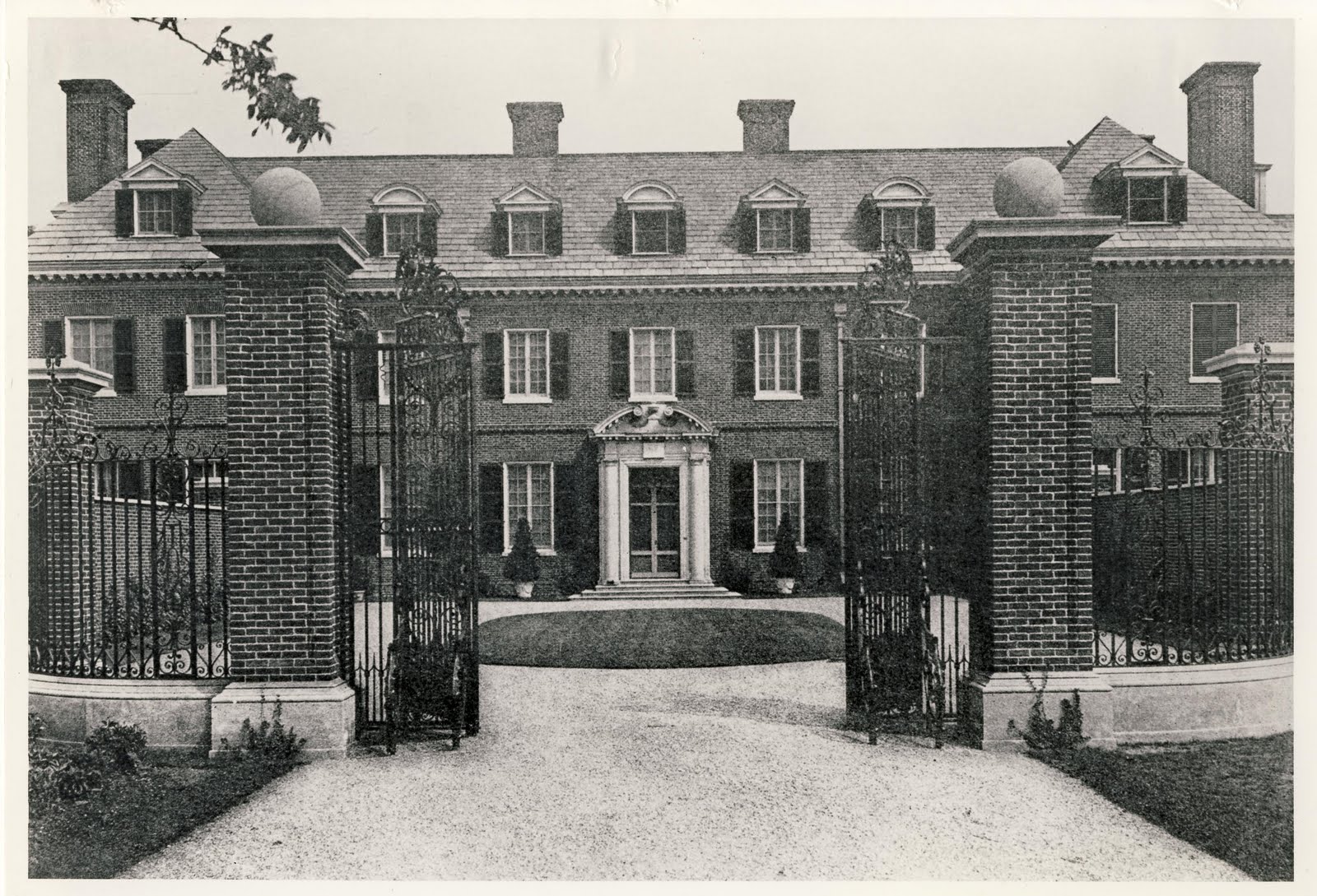 Old Long Island: Putting a Face to an Estate 6