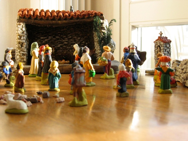 Ma Petite Coquette: French Santon Nativity