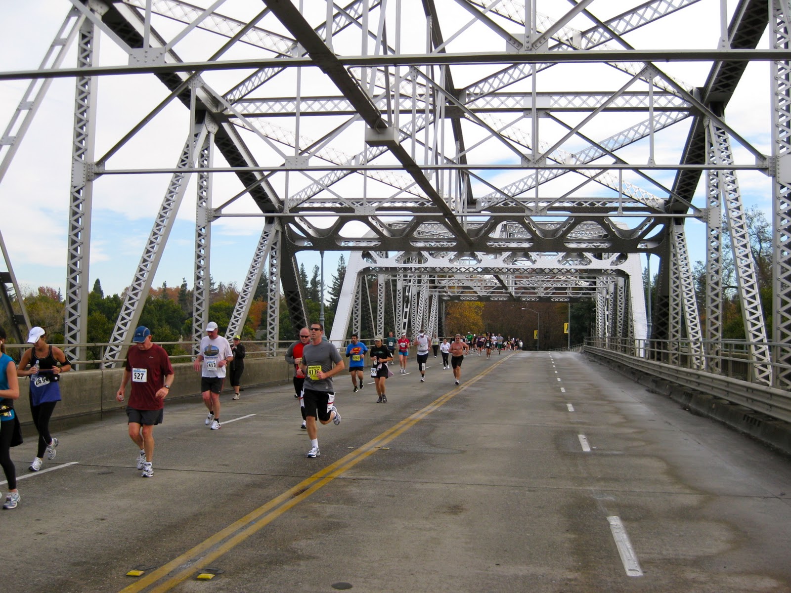 make a run for it: CIM (Race Report)