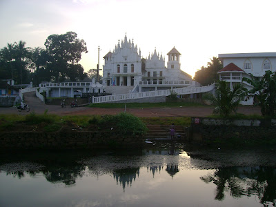 Puthuppally St George Orthodox Church Photos