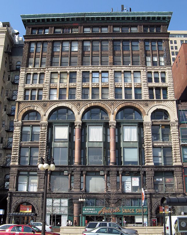 Another Chicago building gets a good cleaning. The Fine Arts Building ...
