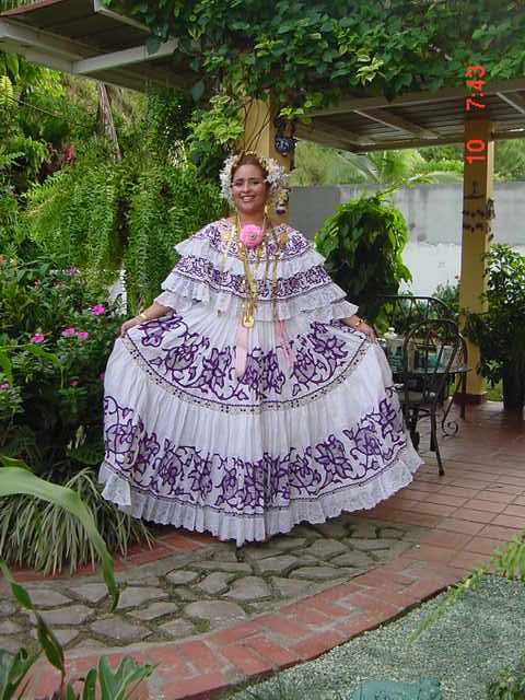 La Pollera de Panamá: Pollera de Gala en labor de Talco y calados