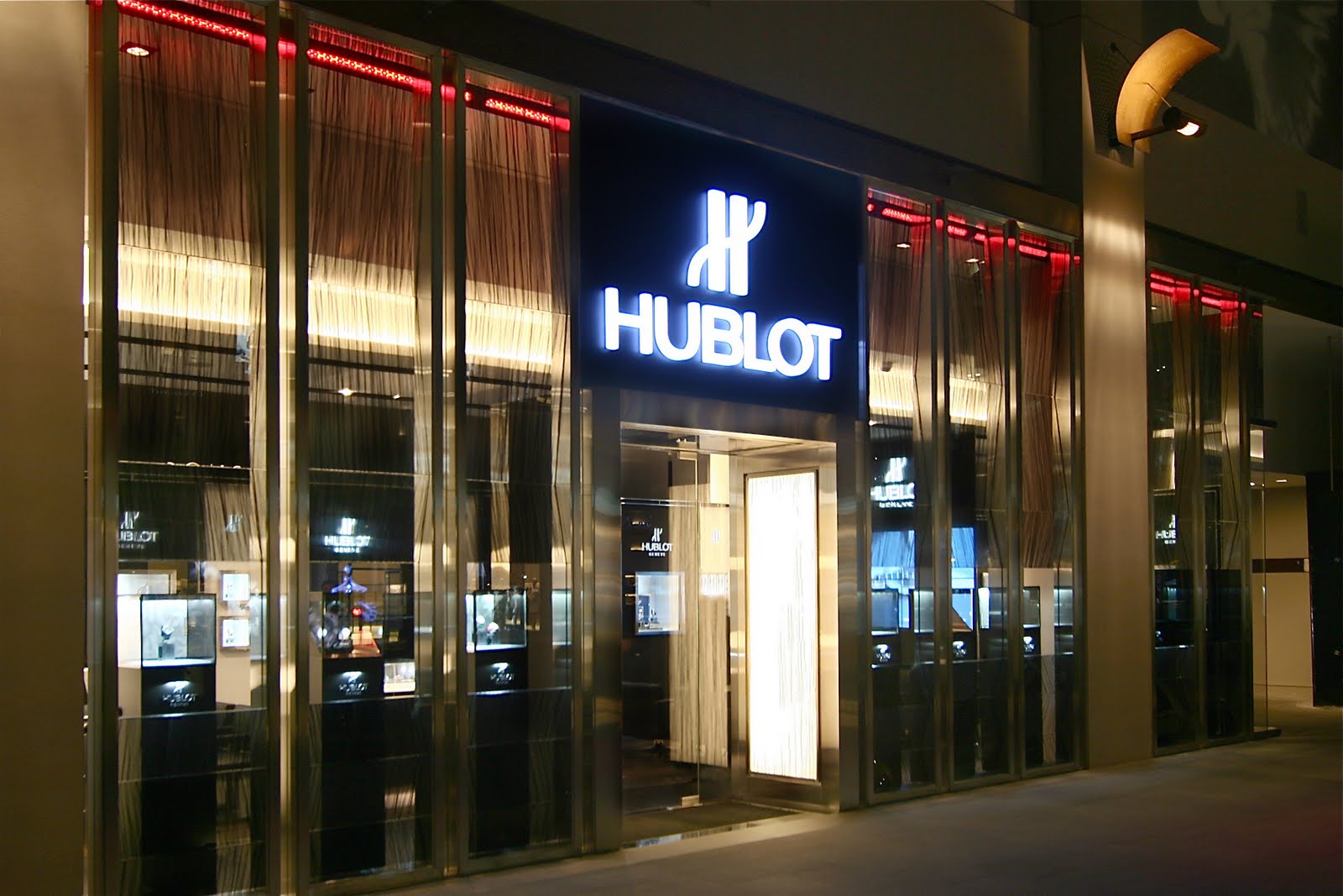 Jewelry News Network: Hublot to Open Singapore Flagship Store