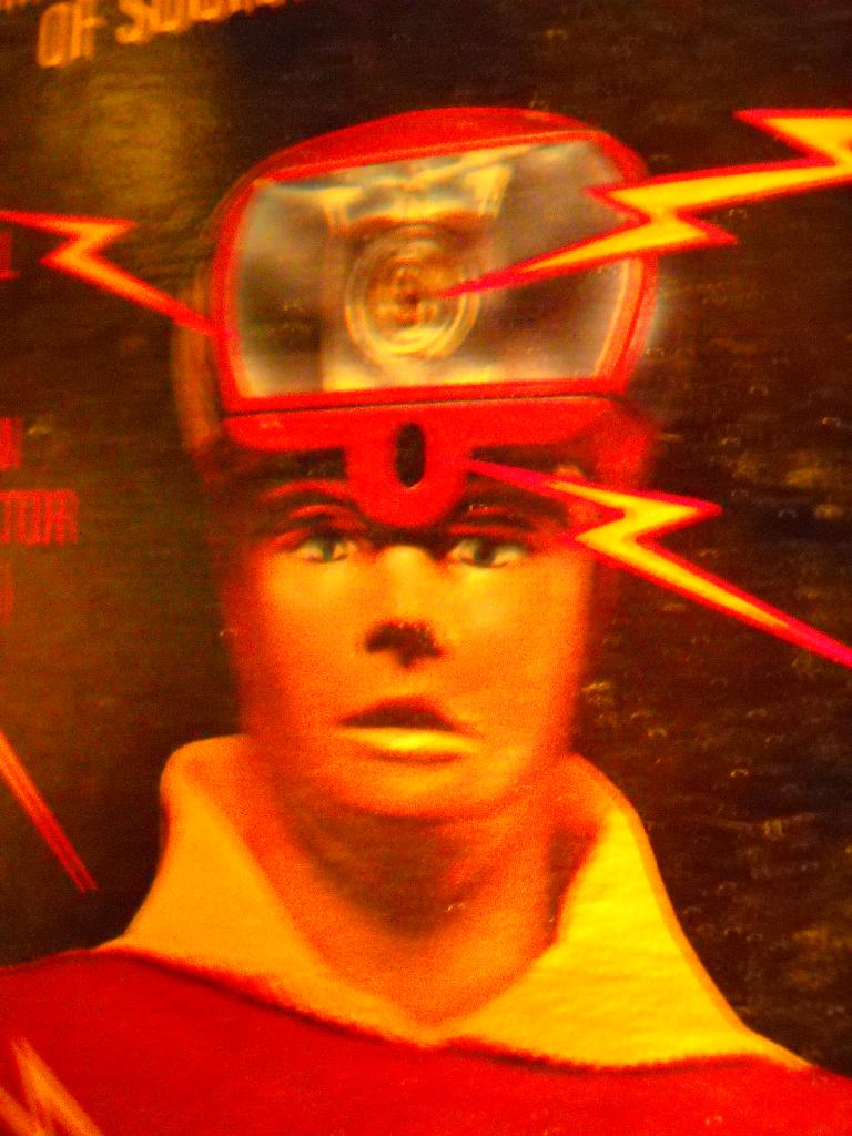 TOY ROBOT COLLECTIBLES: # 9 ELECTROMAN