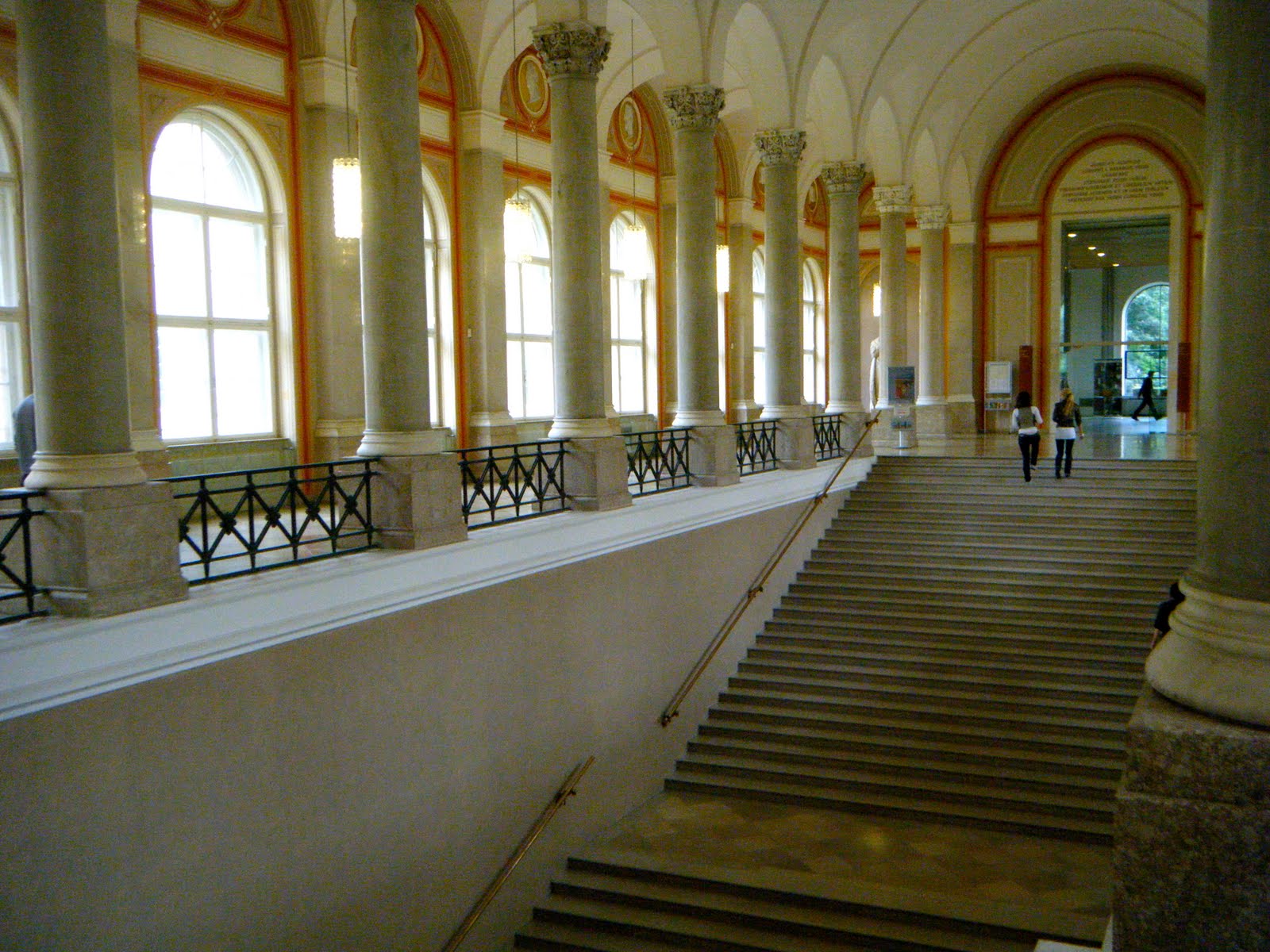 ItBoy in München: At the Bavarian State Library