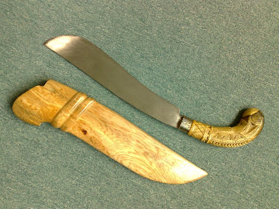 Koleksi Pisau, Parang Dan Golok: Parang Kayu Misteri