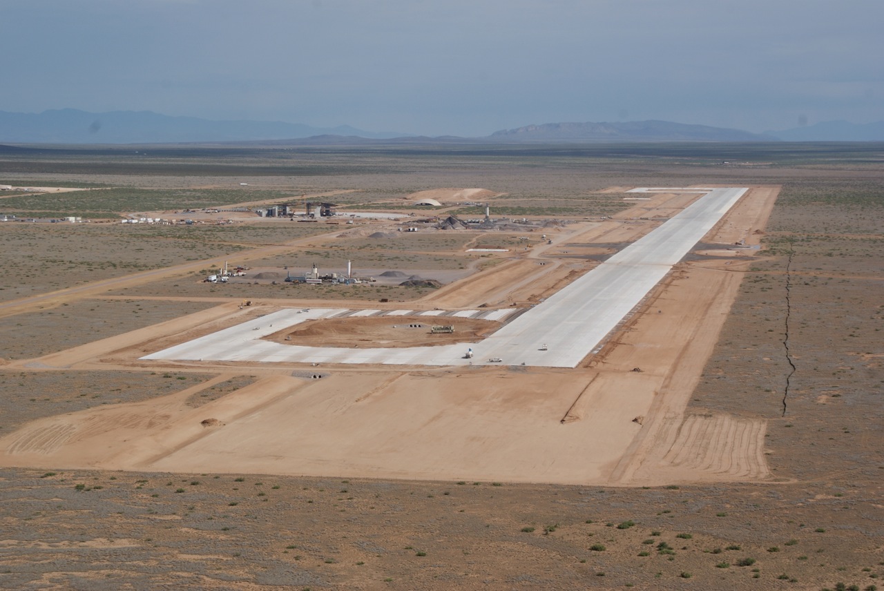 Spaceport America Construction Status: Spaceport America runway south ...