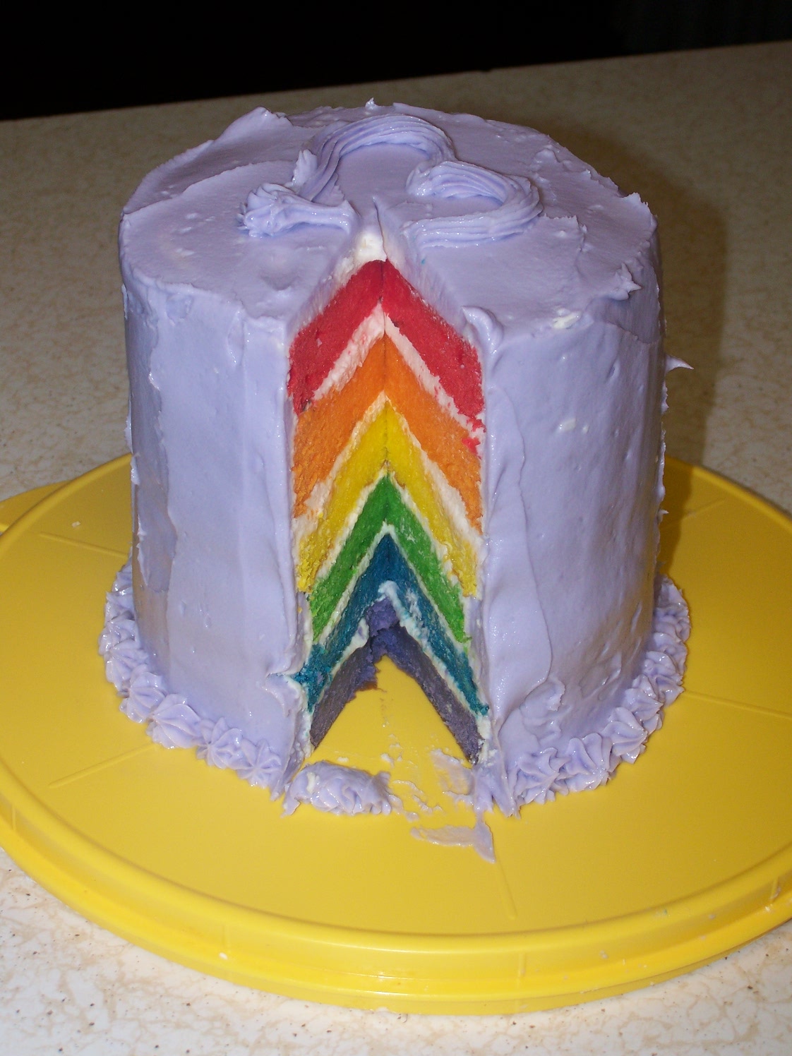 Tutorial: How to Bake a A Rainbow Cake (on the inside!)