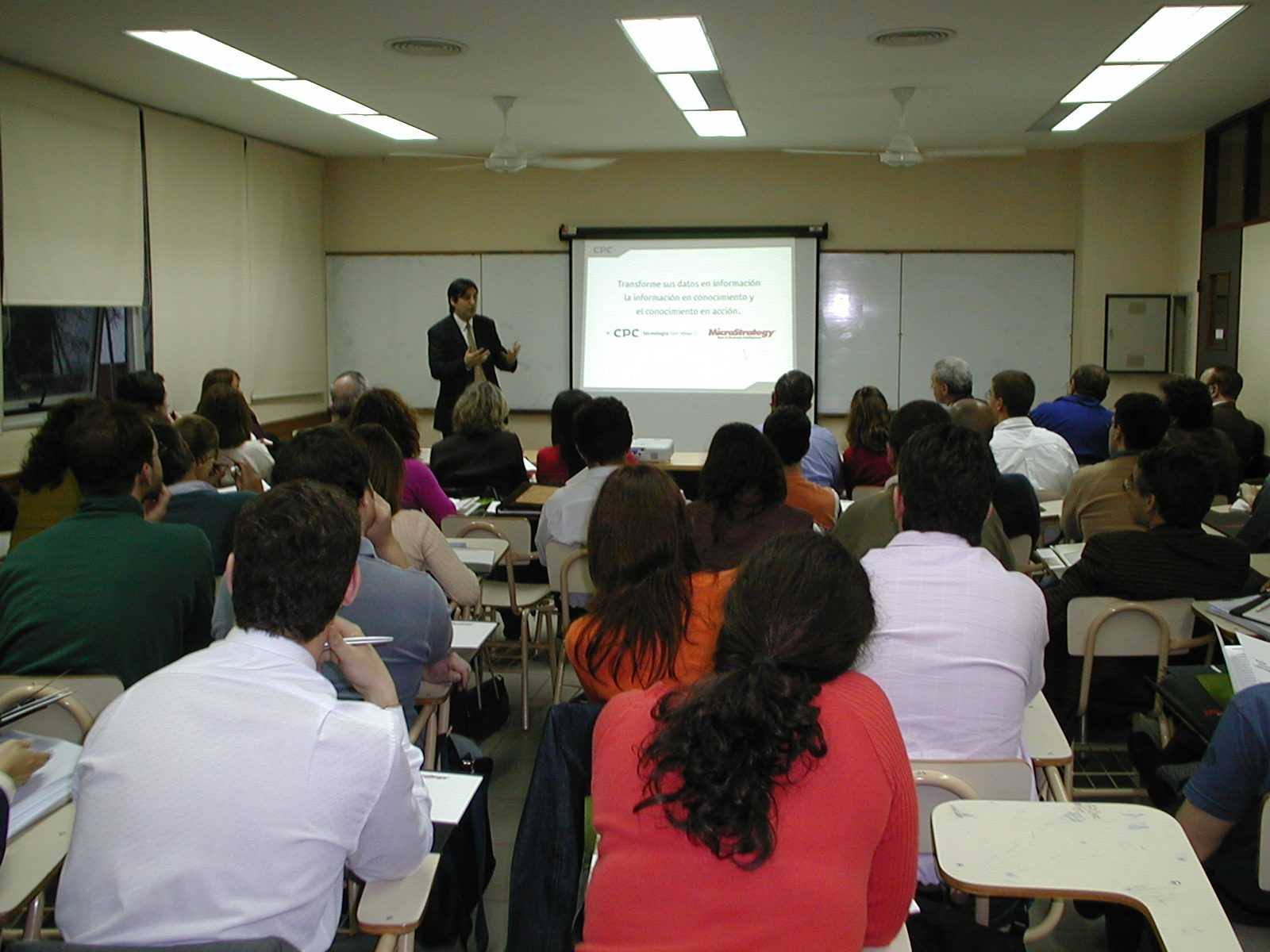 Clases Virtuales: Cómo realizar una Exposición exitosa