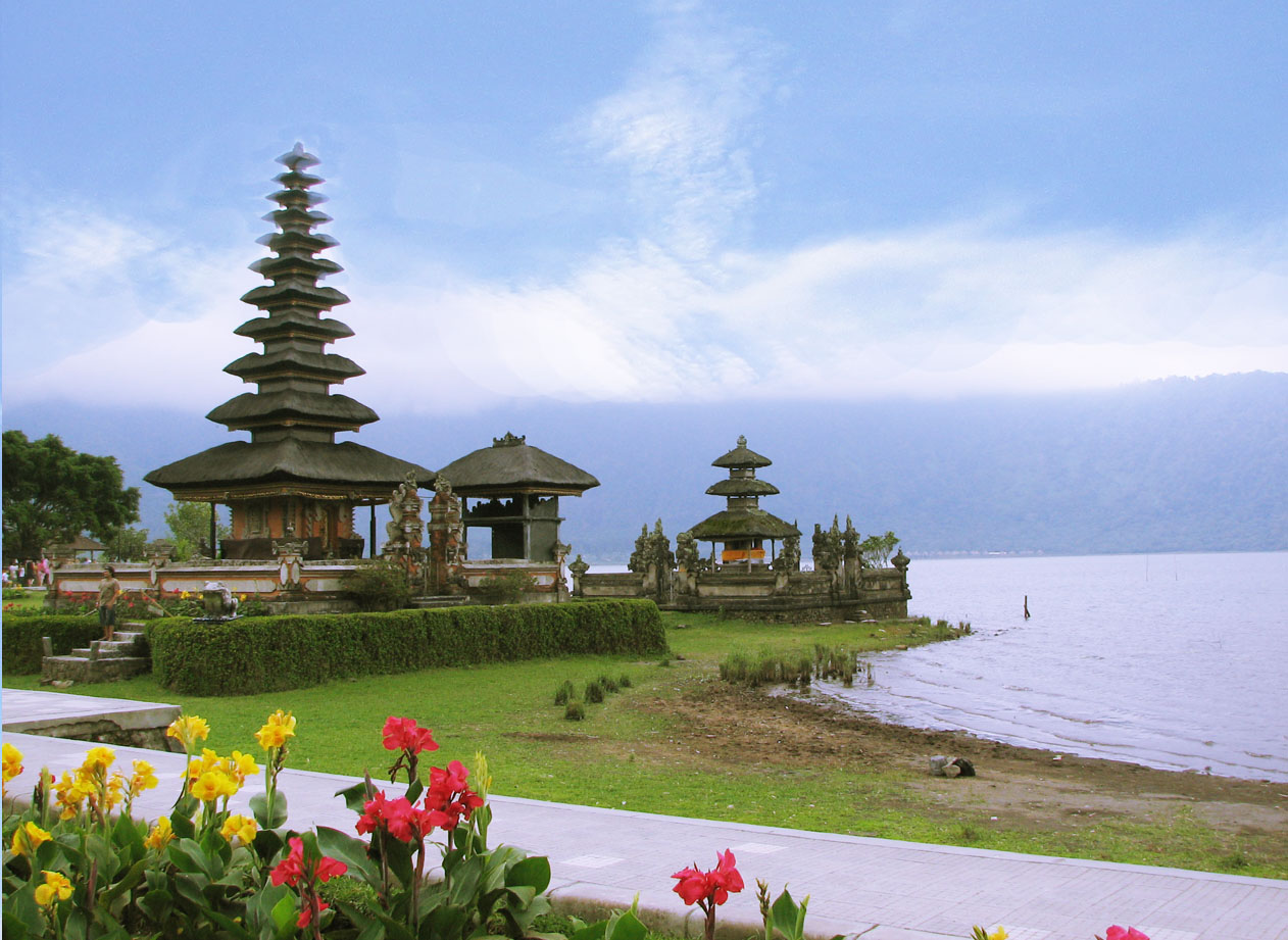 Panorama Wallpaper: Bedugul, Bali, Indonesia