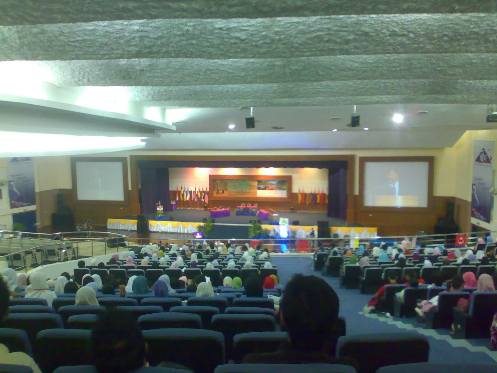 Pertubuhan Alumni Debat Malaysia (ADAM): Universiti Teknologi Petronas ...