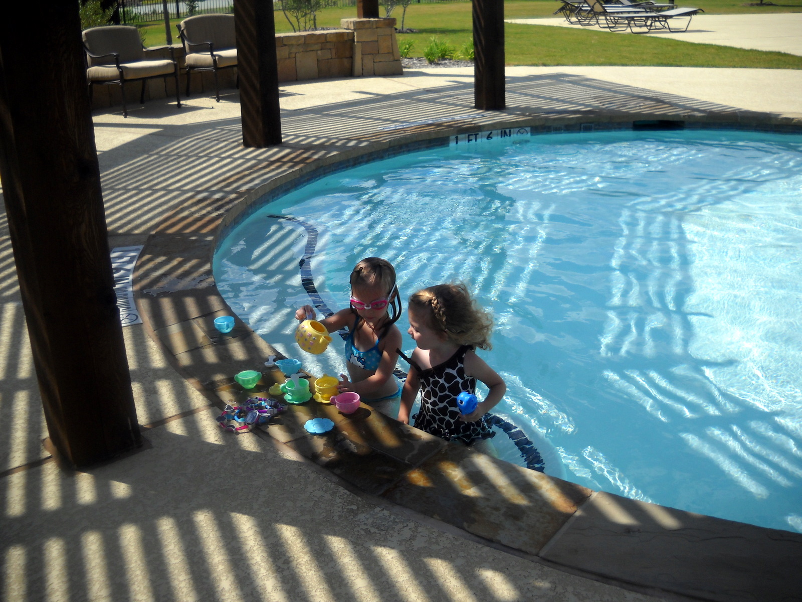 Milla's Many Adventures: Shrek, The Pool & Chuck E Cheese...