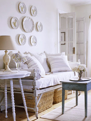 Vintage Girl: A bit of all white