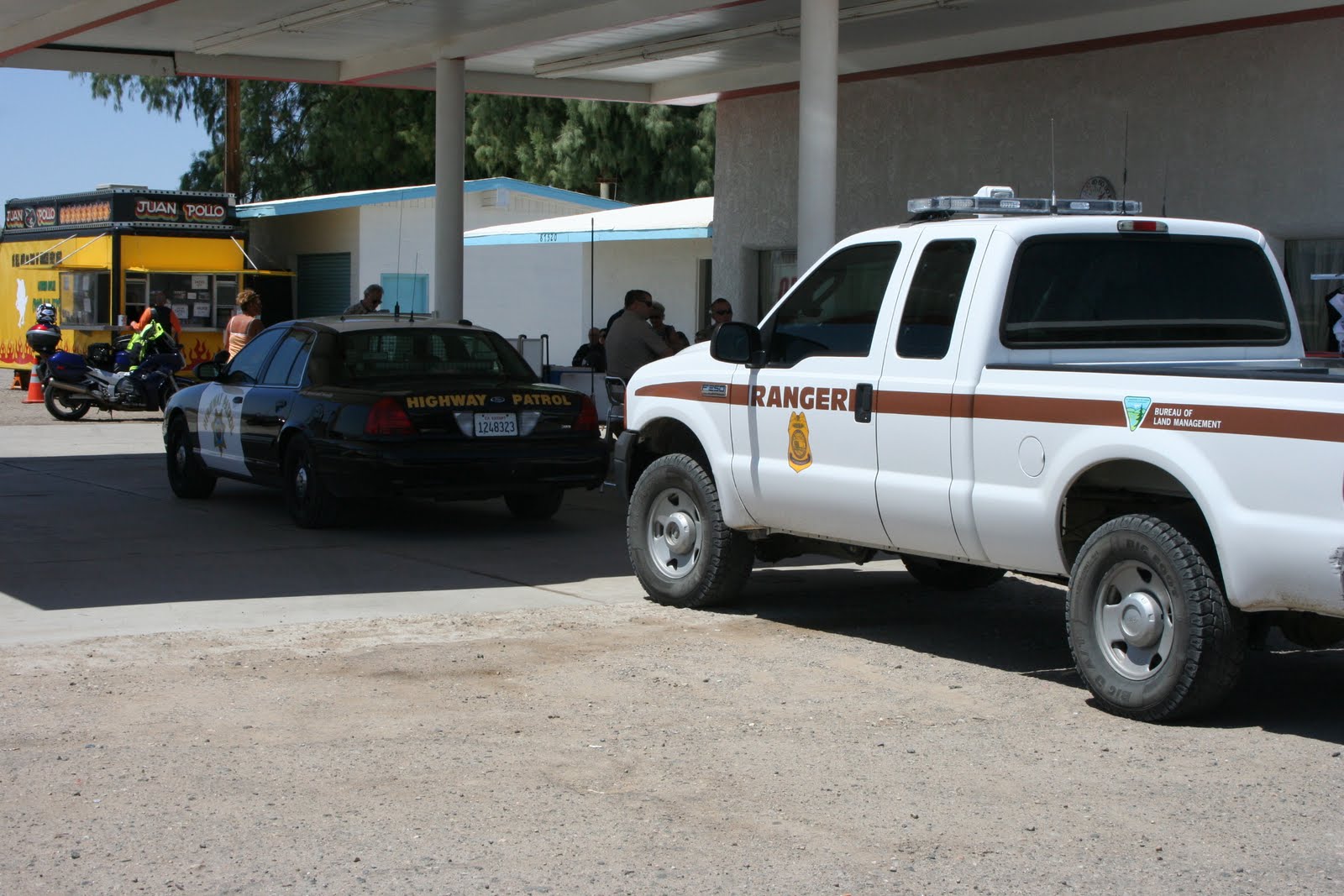 Riding and Ranting: Lunch in Amboy and a Trip to the Cima General Store
