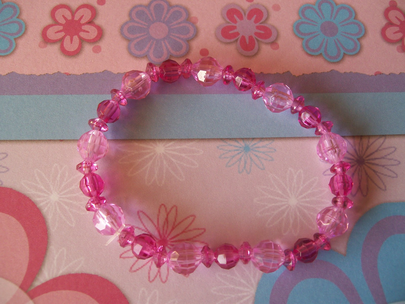 Simply Sweet Creations: Free Bracelets!