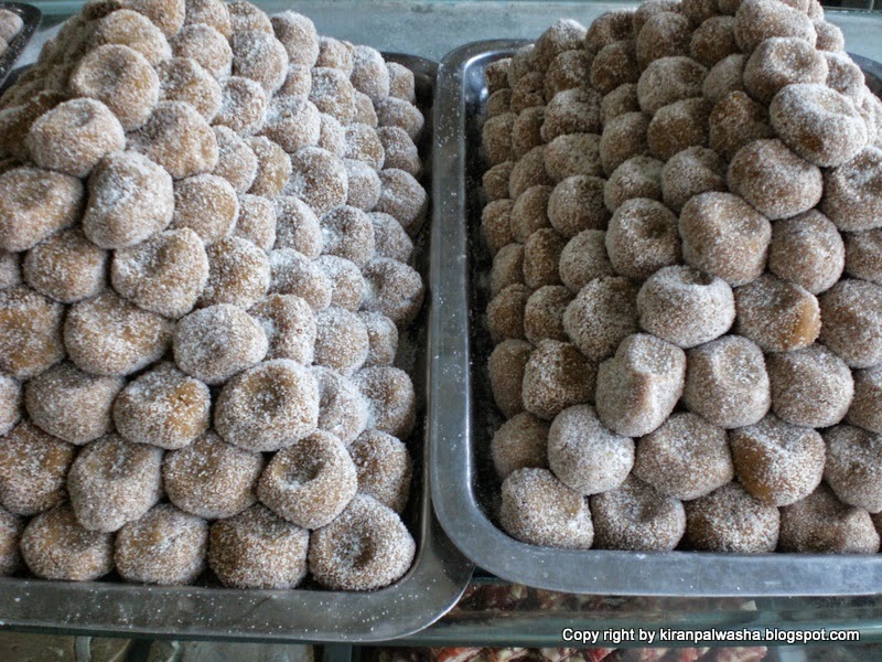 Sweet Temptations .....Badayoni Pera.