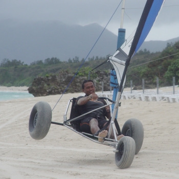 Lights of the world: Blokarting